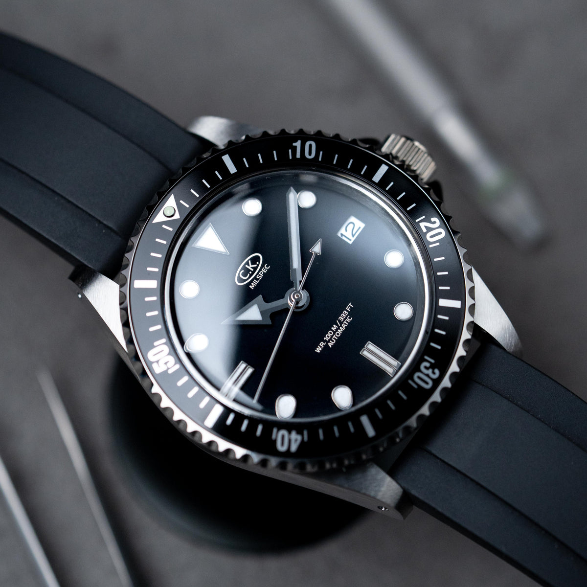 EONIQ x DIY WATCH CLUB Watchmaking Kit - Customizable 40mm diver - Sei ...